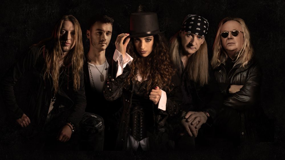 BACKGROUND MAGAZINE Interview: