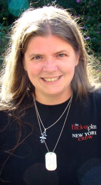 BACKGROUND MAGAZINE Interview: Interview Edison's Children