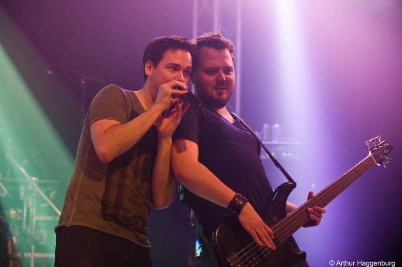 BACKGROUND MAGAZINE Concert Review: Sylvan