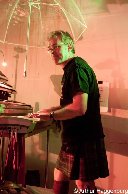 BACKGROUND MAGAZINE Concert Review: Rule